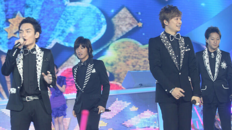 Top 10 Best-Selling J-Pop Groups of All Time - Efisy